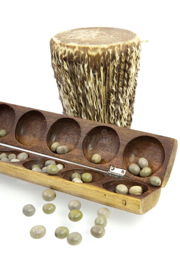 Gioco Africano Del Awale E Del Tamburo Immagine Stock - Immagine di ...