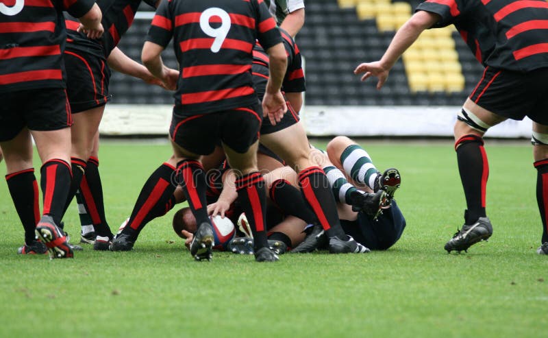 Gioco del rugby immagine stock. Immagine di uomini, squadra - 3080711