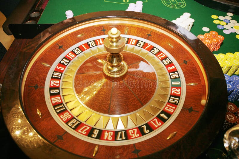 Gioco delle roulette fotografia stock. Immagine di truciolo - 46731372