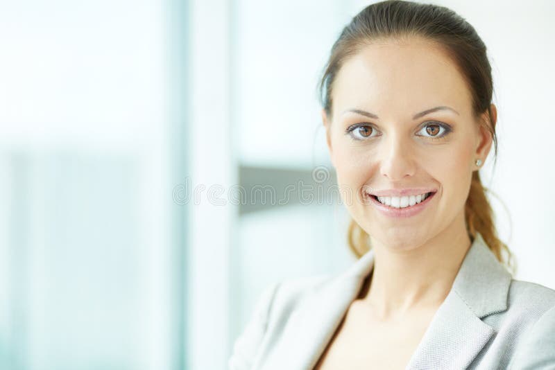 Giovane impiegato fotografia stock. Immagine di collare - 58244152