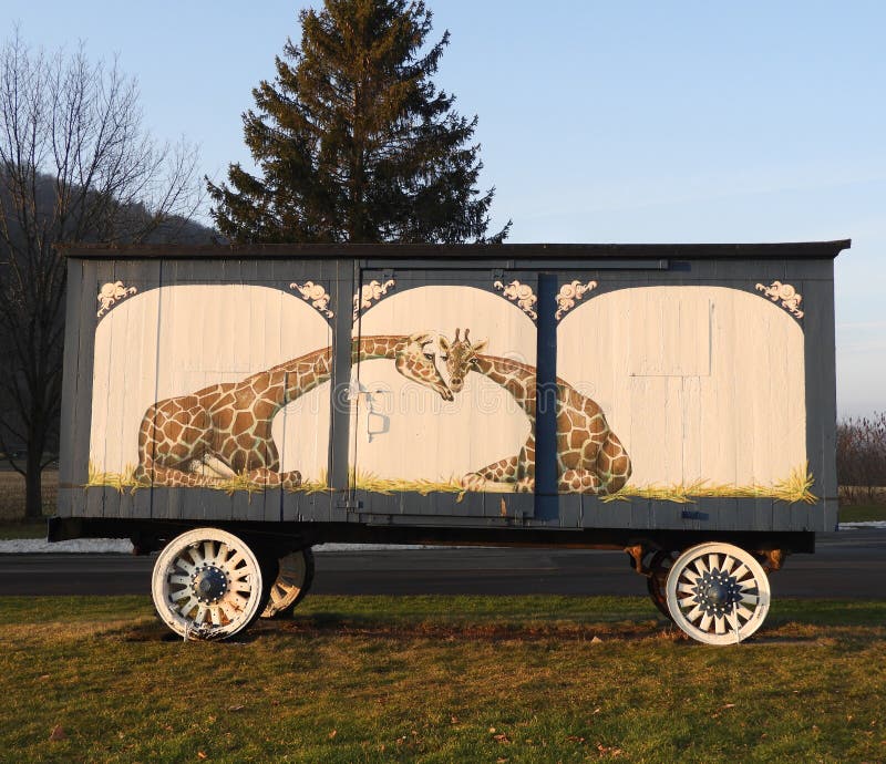 Little York Lake Dwyer Park Vintage Giraffe Train Car Editorial Photo ...