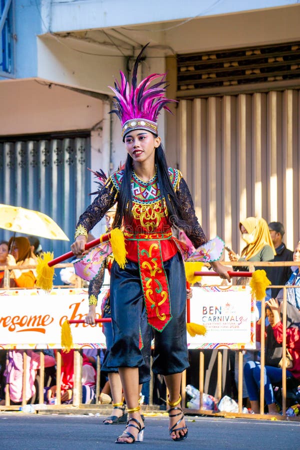 Giring Giring (Gintur) Dance from Central Kalimantan on the 3rd BEN Carnival Editorial Stock ...