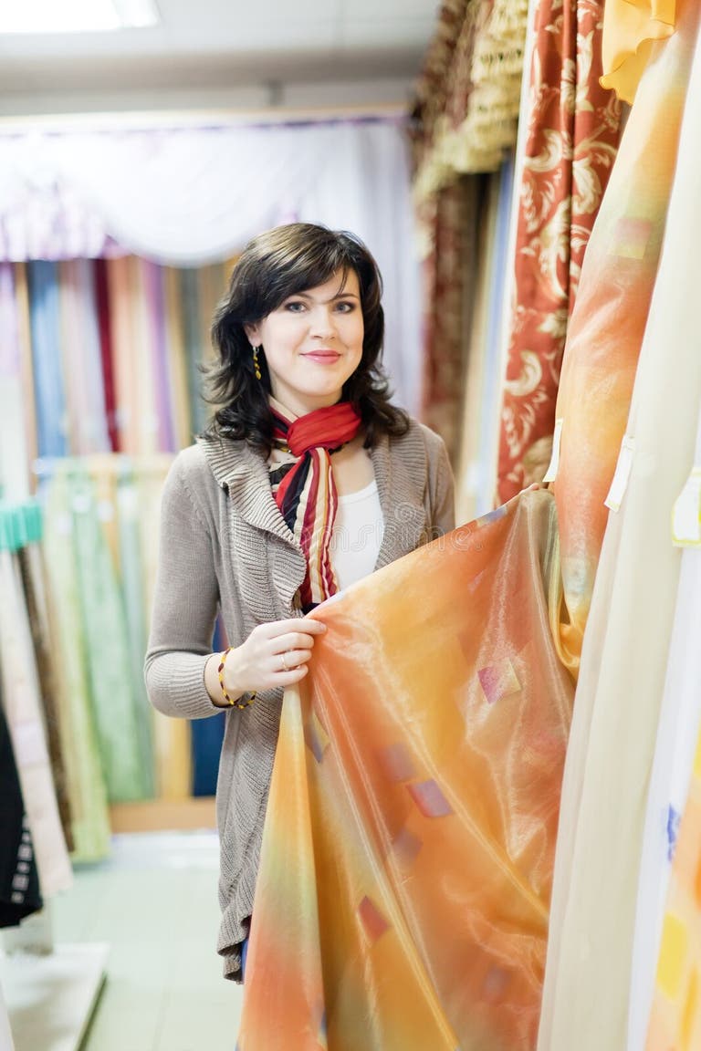 Photos of Model in Image ID 23507198 by Iakov Filimonov - Jackf