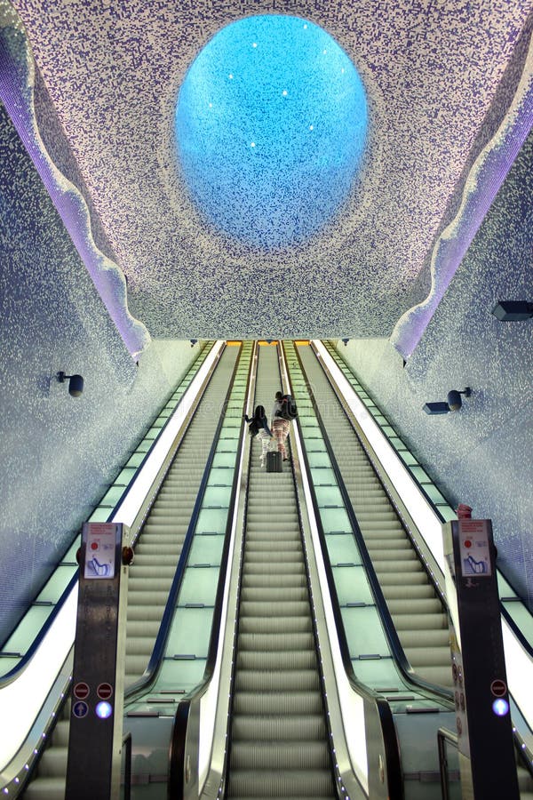 Girl Climbing Big Daddy Dune, Sossusvlei, Namib-Naukluft National Park ...