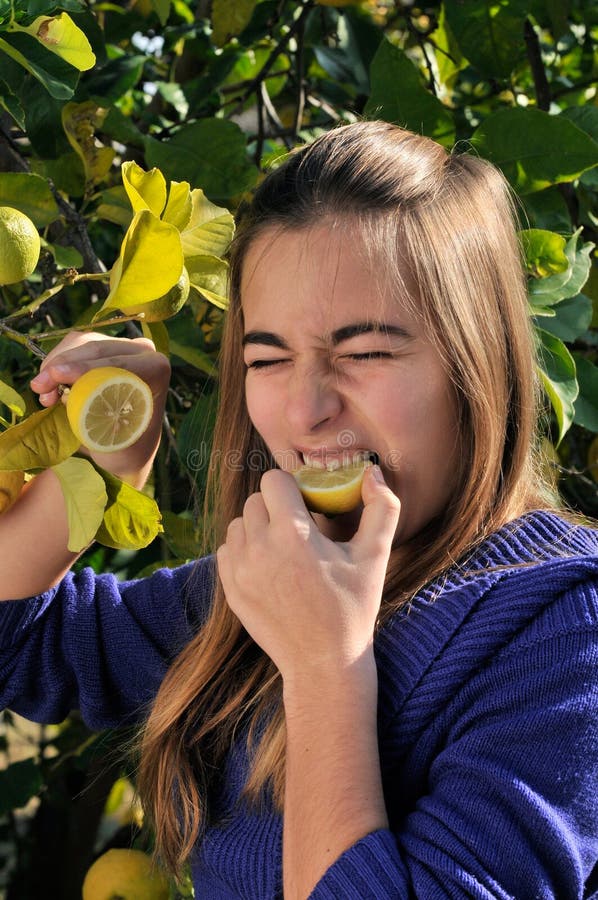 39+ Eating lemon girl Free Stock Photos - StockFreeImages