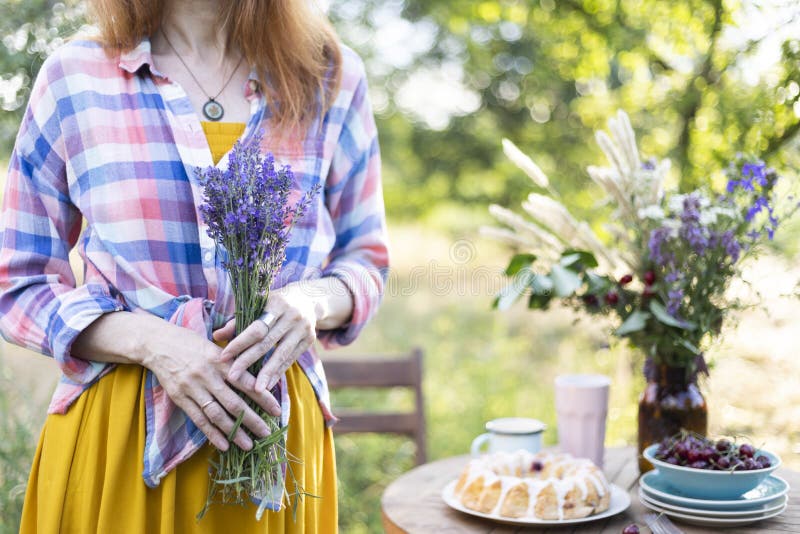Girl Holding Bouquet Of Lavender Stock Image Image Of Aromatherapy