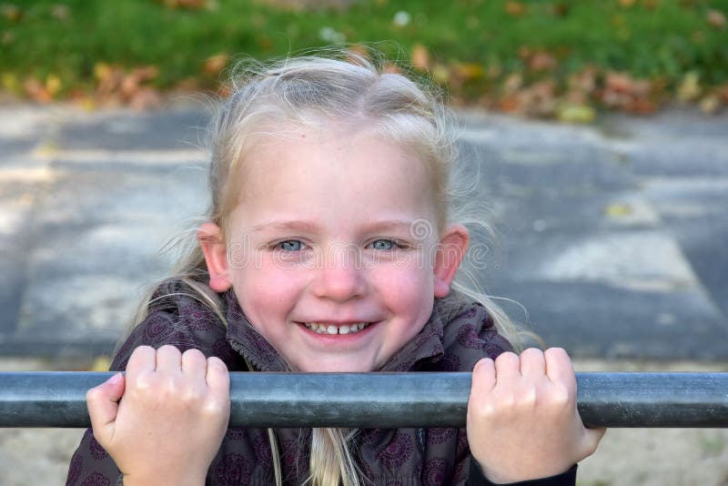 283,735 Girl Horizontal Photos - Free & Royalty-Free Stock Photos from ...