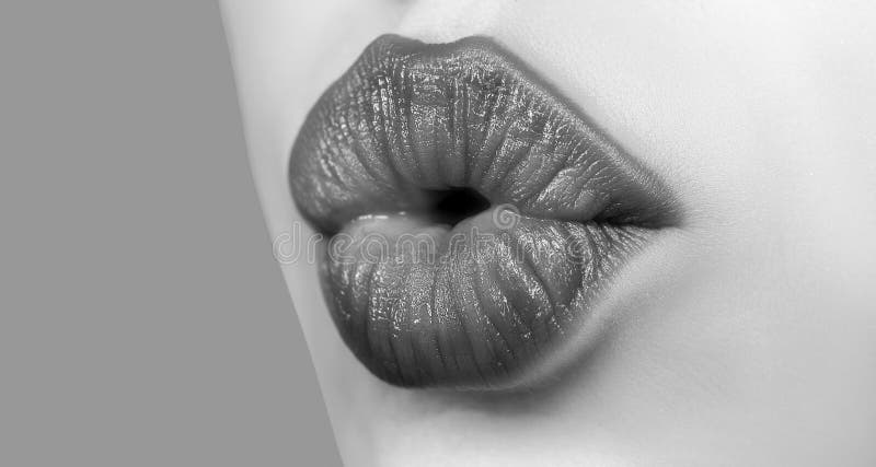 Girl Kissing Female Lips Kiss Natural Beauty Lip Care Female Lips