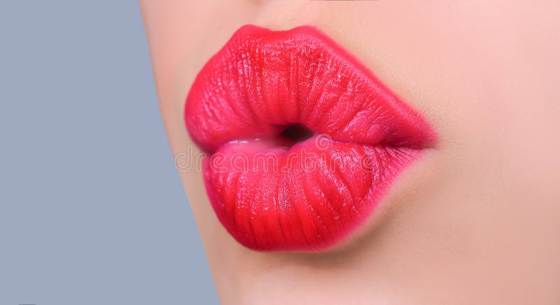 Girl Kissing Female Lips Kiss Natural Beauty Lip Care Female Lips