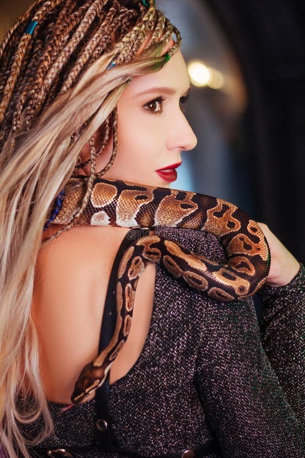 417 Snake Eyes Girl Stock Photos - Free & Royalty-Free Stock Photos ...