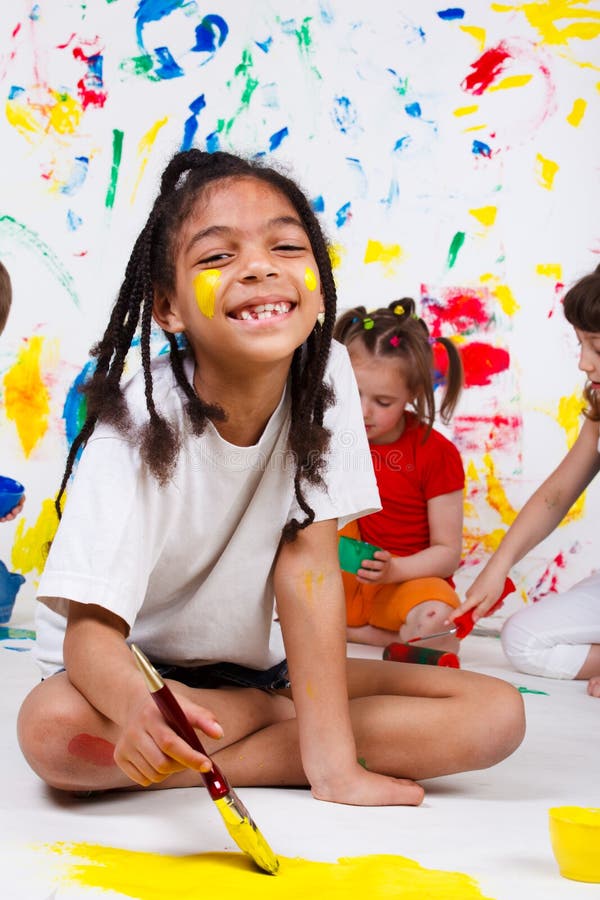 Girl painting stock image. Image of milticolor, drawing - 19516609