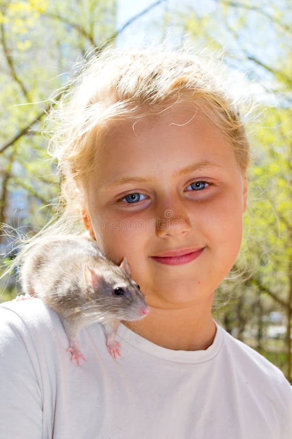 Girl with pet rat stock photo. Image of enjoy, holiday - 40082866