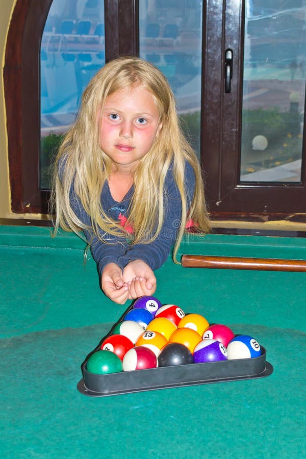 Girl playing billiards stock image. Image of cloth, gentle - 38920557