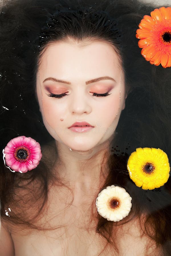 Girl portrait in water stock image. Image of young, hair - 22995275