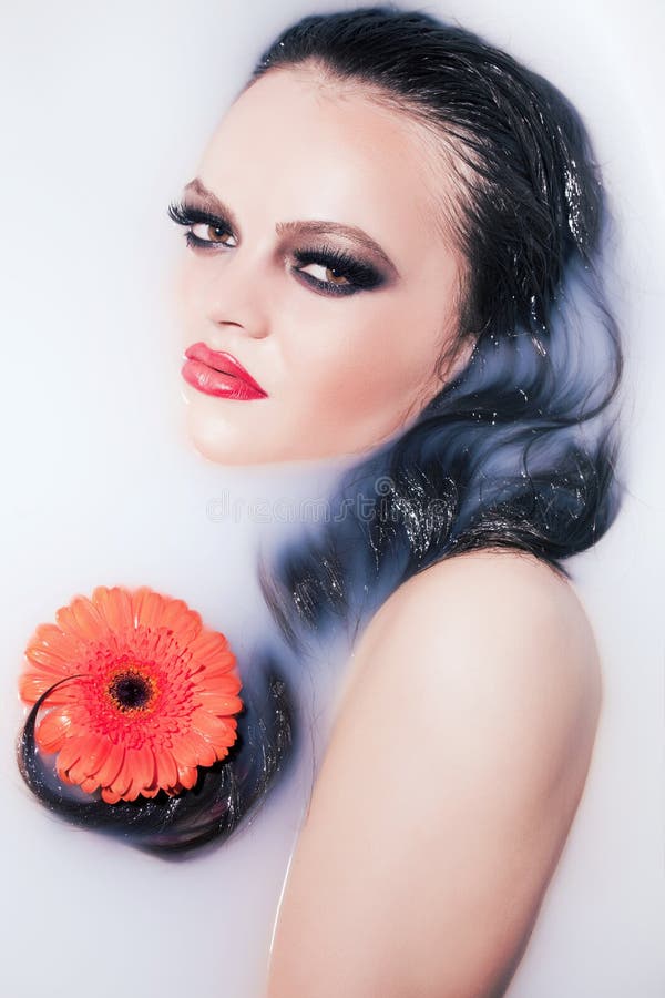 Girl portrait in water stock image. Image of water, flower - 22995571