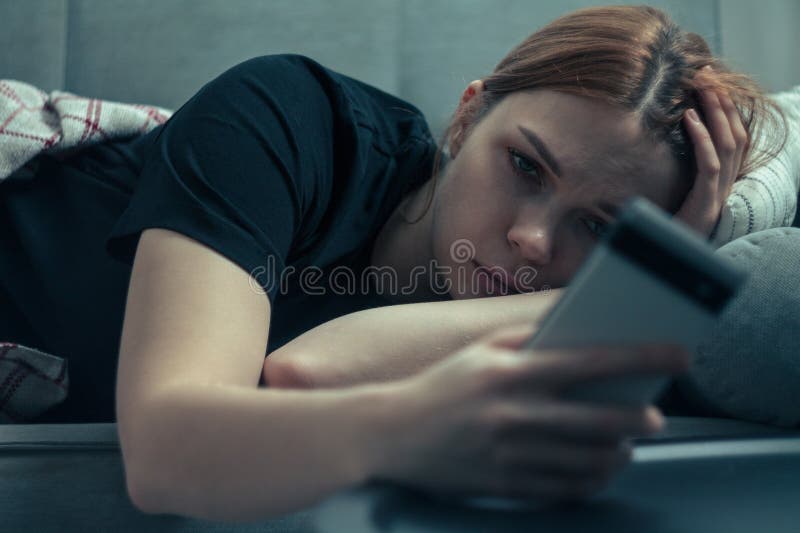 The Girl is Procrastinating: Lying with a Phone in Her Hands, a Lazy ...