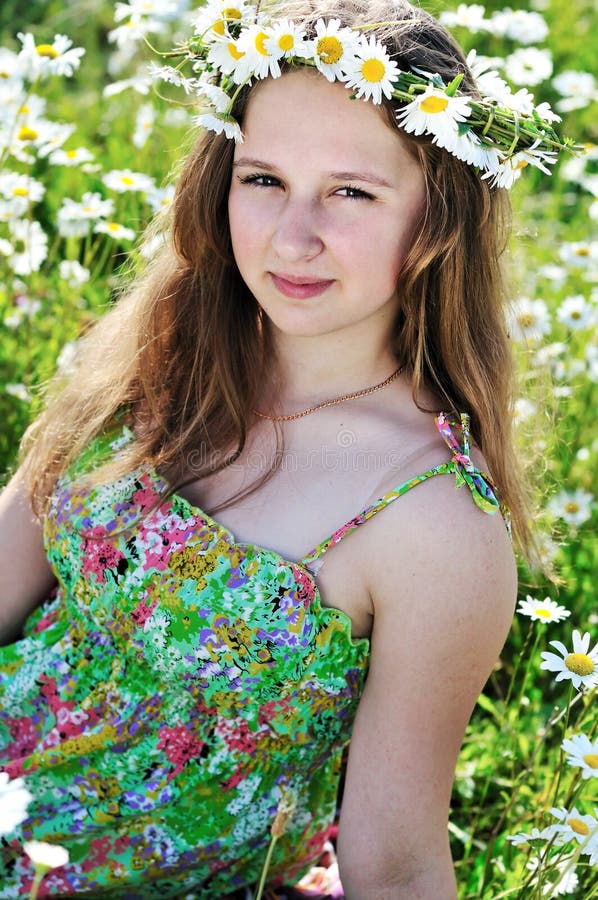 Girl wearing garland stock image. Image of model, leisure - 17670183