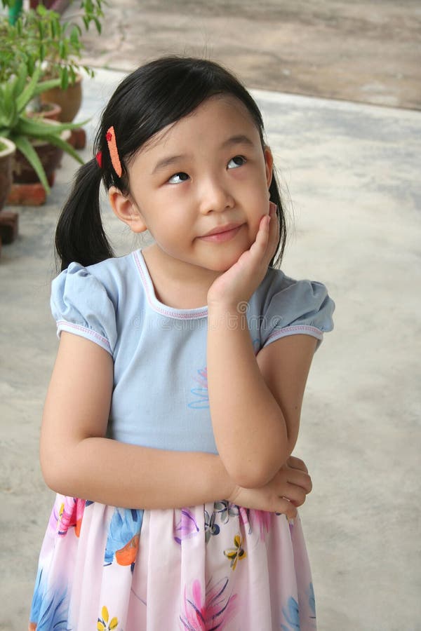 30+ Children wondering Free Stock Photos - StockFreeImages