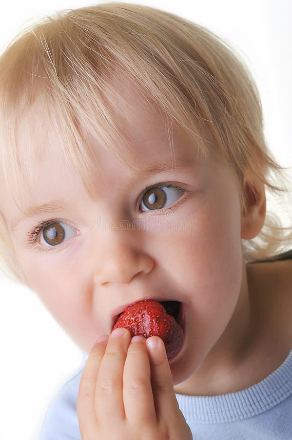 Girll eat strawberry stock image. Image of little, fruit - 10862795