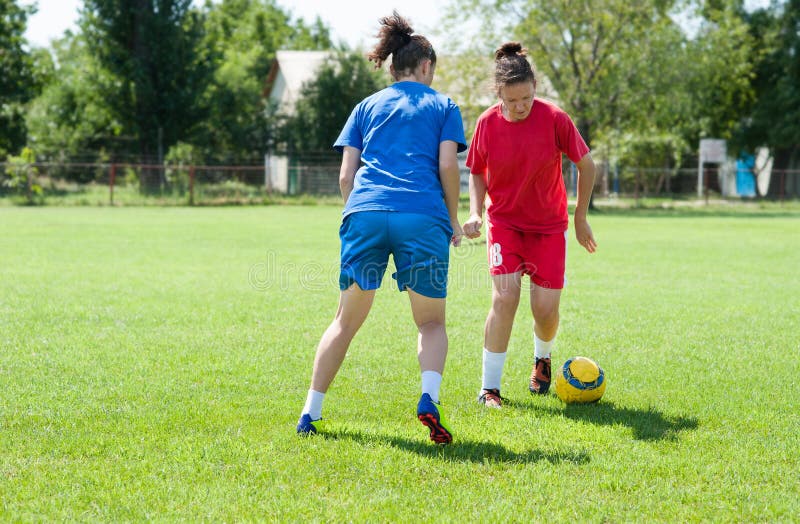 Girls soccer stock image. Image of cooperation, practicing - 29462575