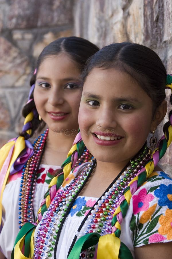 Girls on Traditional Costumes Editorial Stock Image - Image of mexico ...