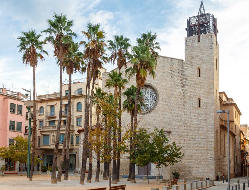 Girona. Constitution Square Stock Photo - Image of window, church: 59974024