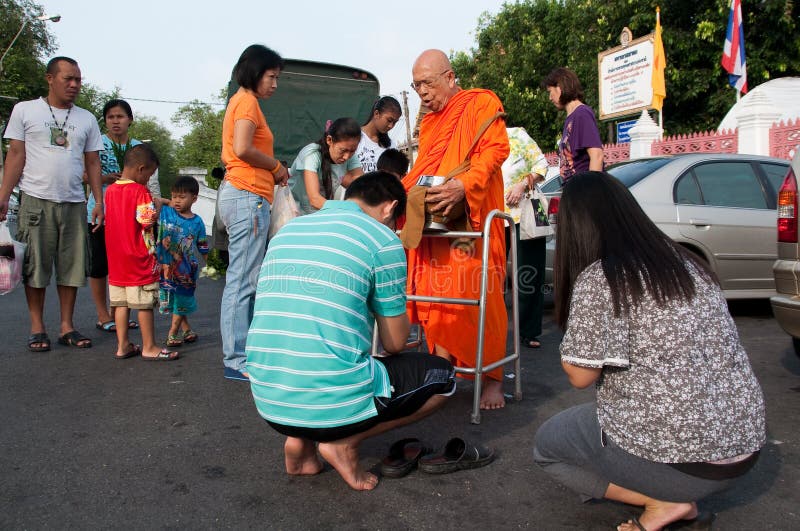 Give Alms To a Buddhist Monk 02 Editorial Stock Image - Image of ... Give Alms To a Buddhist Monk 02 Editorial Stock Image - Image of ...