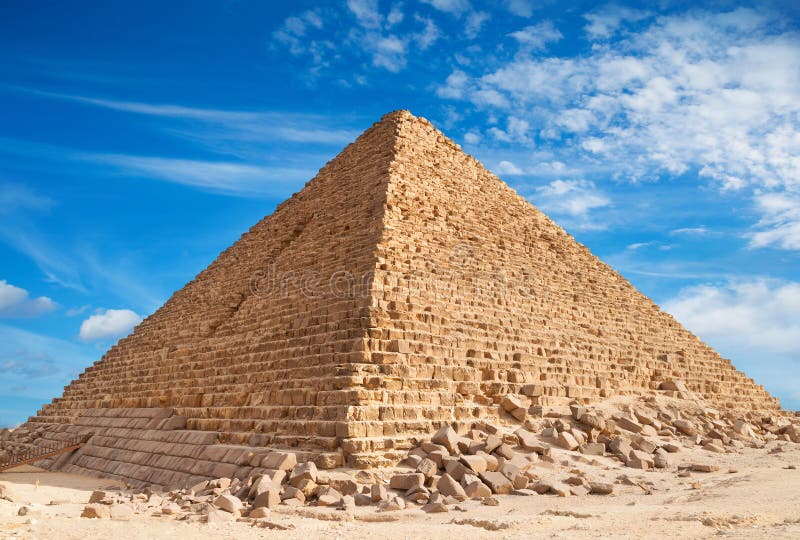 Giza stora pyramider fotografering för bildbyråer. Bild av kairo - 24171117