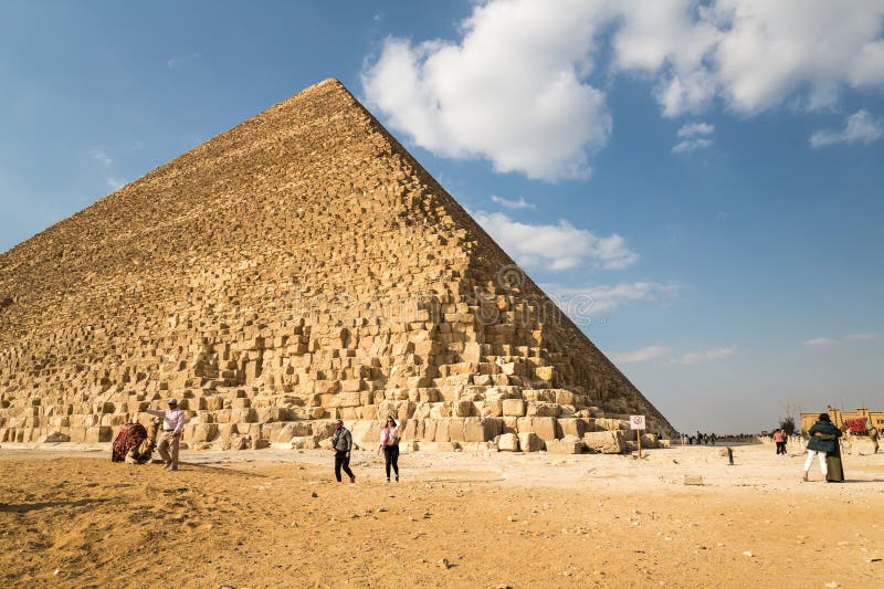 The Giza Pyramid Complex in Egypt Editorial Photo - Image of plateau ...
