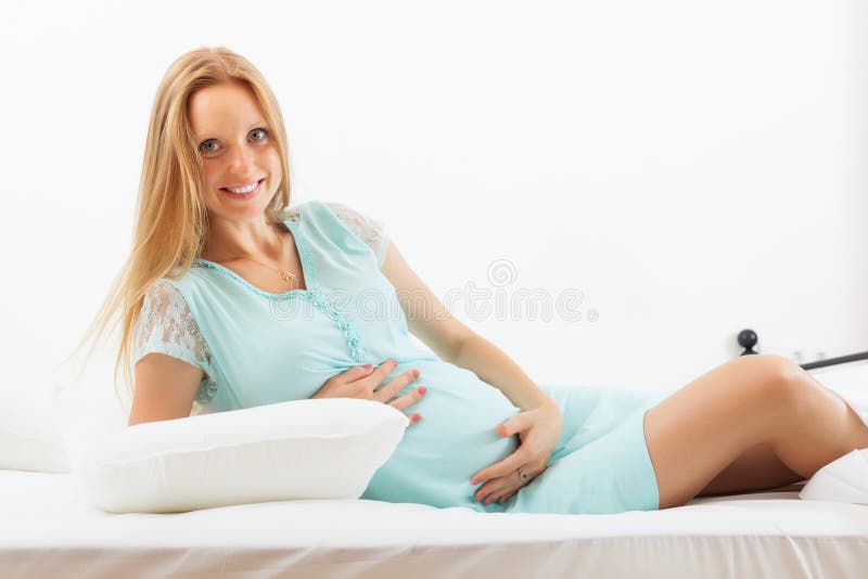 Fotos des Modells aus dem Bild mit der ID 32545700 von Iakov Filimonov ...