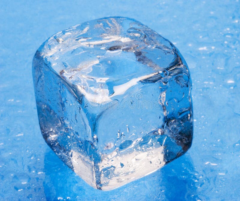 Glaçon photo stock. Image du glacial, froid, hiver, cubique - 3038370