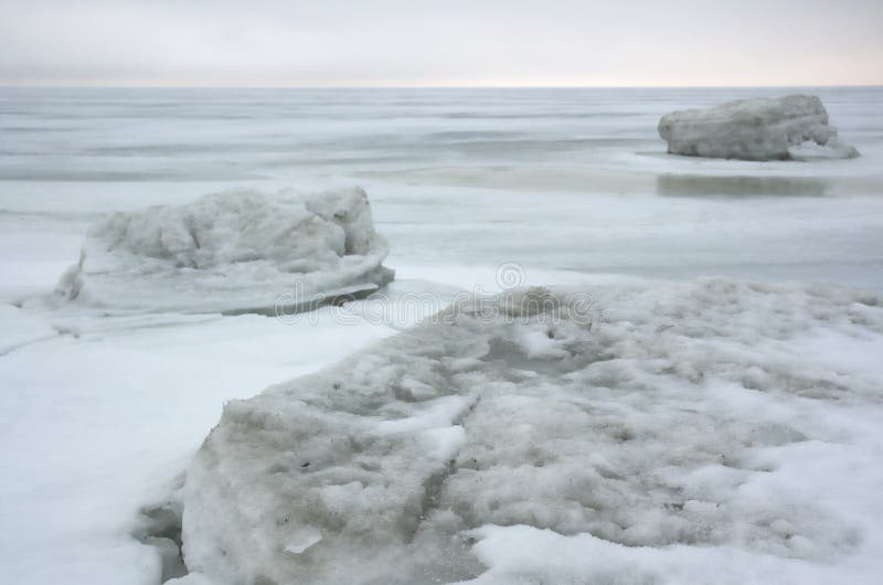 Glace De La Glace Sea.white D'hiver Image stock - Image du majestueux ...
