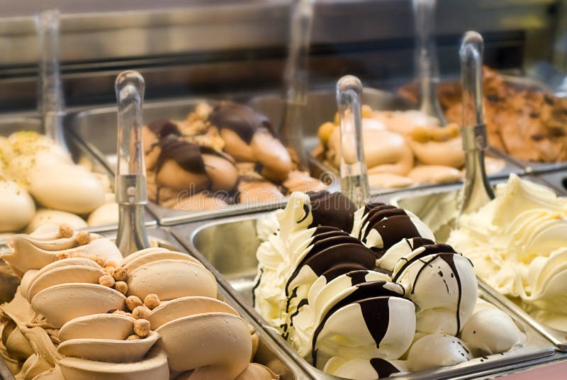 Glaces italiennes photo stock. Image du italien, continental - 19347060