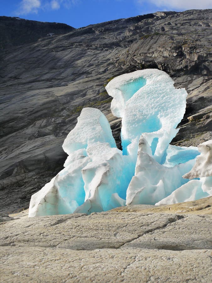 Glaciar azul, iceberg foto de archivo. Imagen de glacial - 60199012