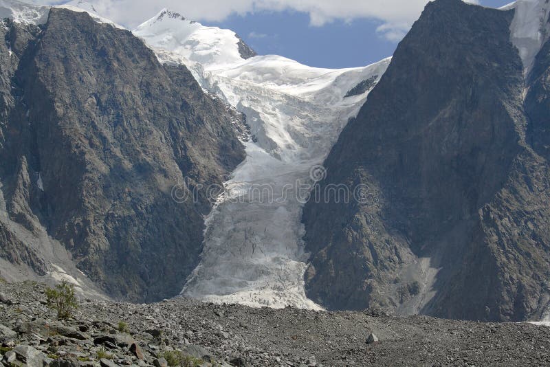 The Glacier Myushtu-Ayry stock image. Image of siberia - 9603901