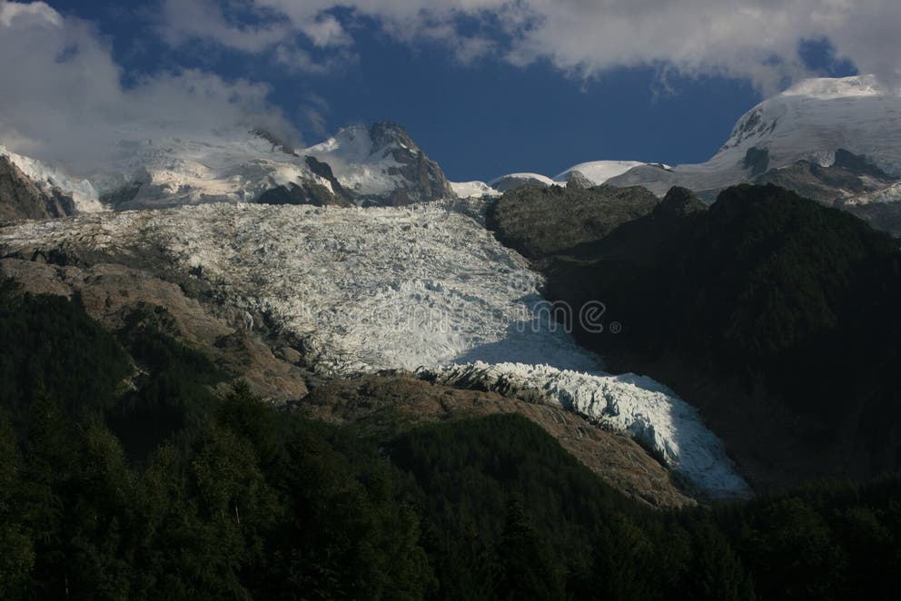 Glacier s Bossons stock image. Image of bossons, mountaineer - 11562271