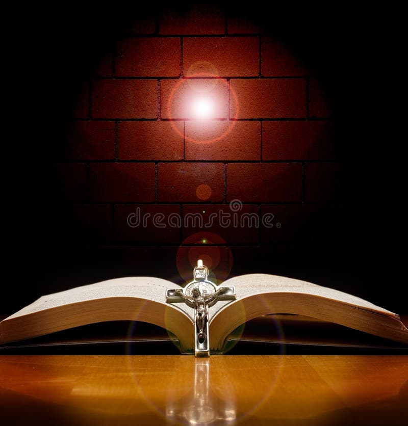 Glanzend Een Licht Op Geloof Stock Afbeelding - Image of heer ...