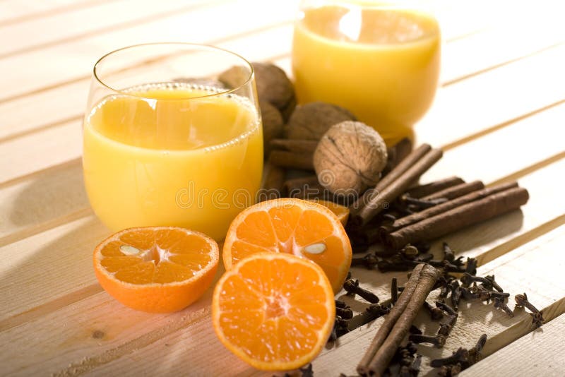 Glas frischer Saft stockfoto. Bild von erfrischung, getränk - 12851488