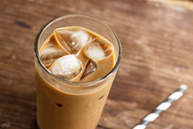 Glas kalter Kaffee stockbild. Bild von frische, becher - 42459527