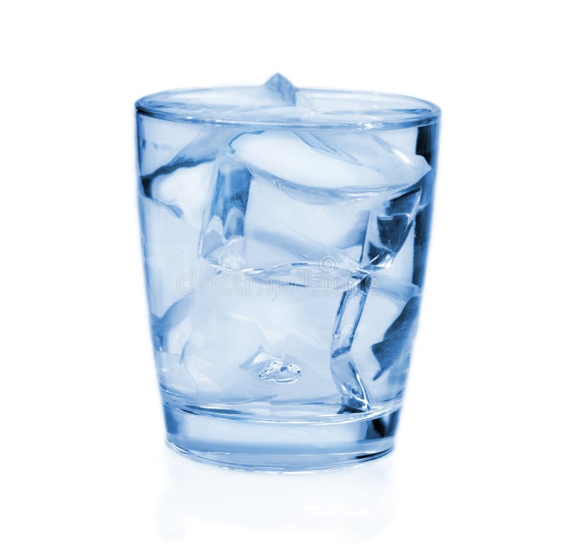 Glas met ijswater stock foto. Image of koude, zuiverheid - 17109754