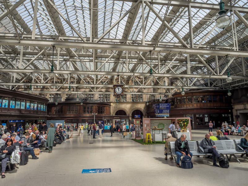 Glasgow Central Station editorial image. Image of terminal - 74785835