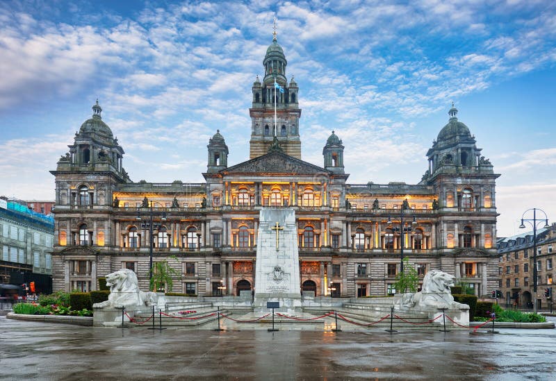 Glasgow City Chambers And George Square In Glasgow Scotland Stock