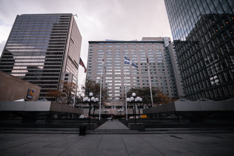 Glass and beton editorial stock image. Image of downtown - 125923874