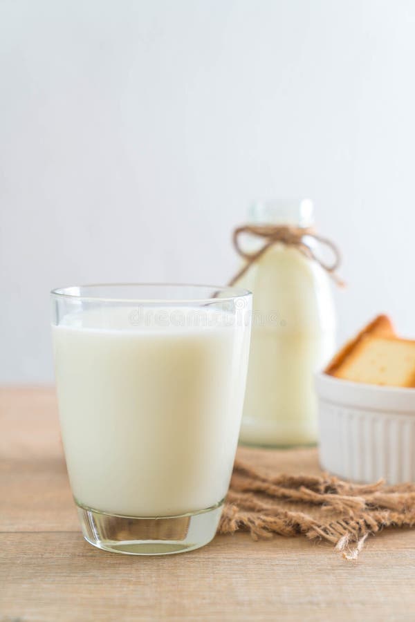 Glass of fresh milk stock photo. Image of country, pour - 100551946