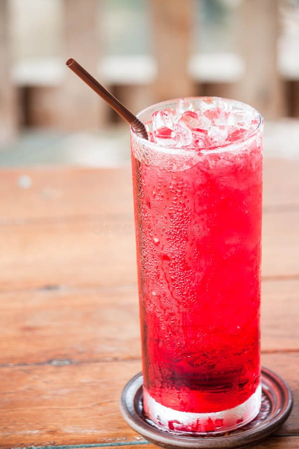 Glass of iced red drink stock image. Image of alcohol - 31894961