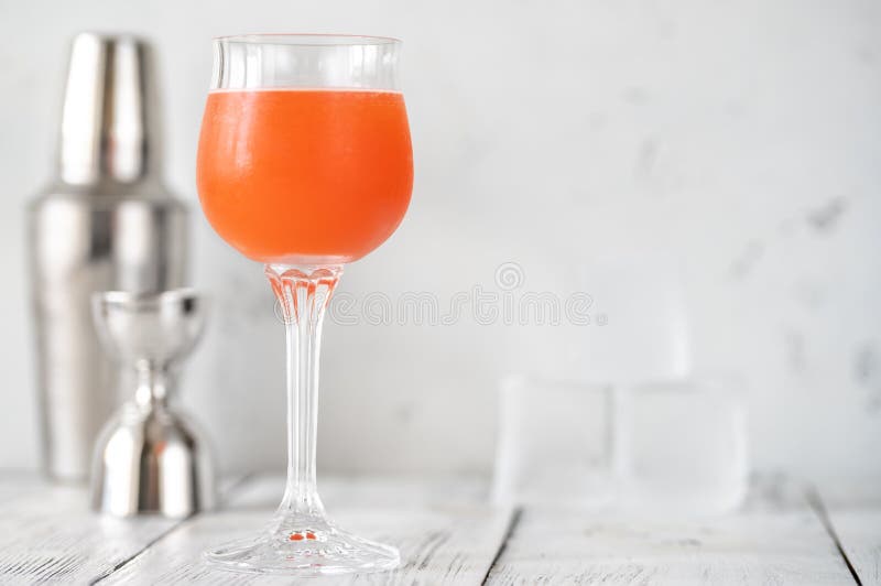 Cocktail with Monkey Shoulder Blended Malt Scotch Whisky and Orange ...