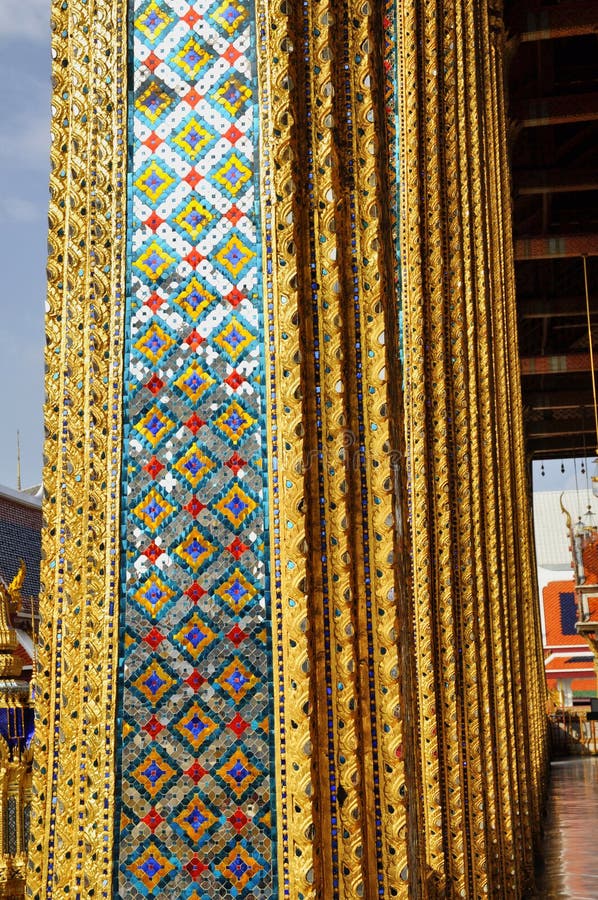 Glass Mosaic Post Pattern Overlap Stock Photo - Image of glassy ...