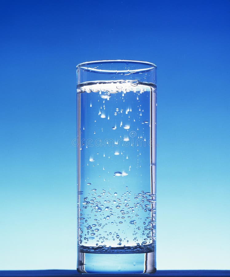 GLASS of SPARKLING WATER SHOWING BUBBLES Stock Image - Image of ...