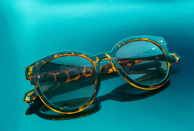 High-quality Glasses for Working on a Personal Computer with UV ...