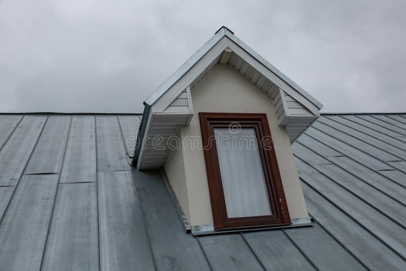 Glass window in the attic stock image. Image of cloudy - 120920999